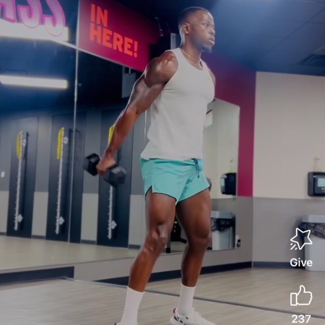 Kangaroo Swing by Jataesha C. - Exercise How-to - Skimble