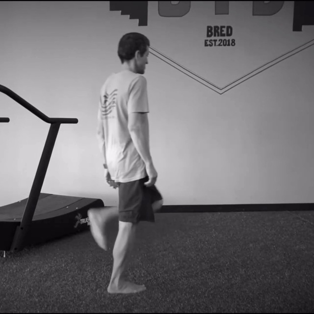 Backwards Walking by Ömer Köseoğlu - Exercise How-to - Skimble