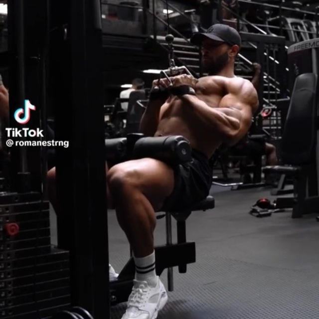 V Bar Lat Pull-down by With Love, Foxy - Exercise How-to - Skimble