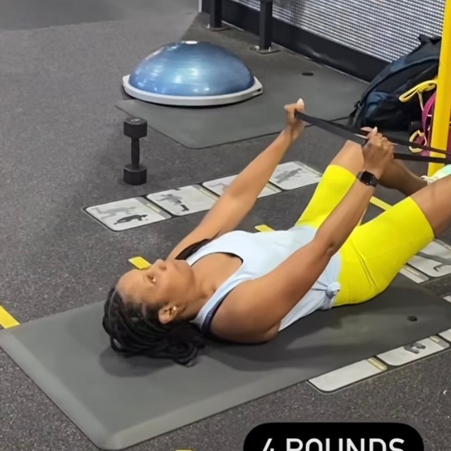 Resistance Band Overhead Crunches by Deanna B. - Exercise How-to - Skimble