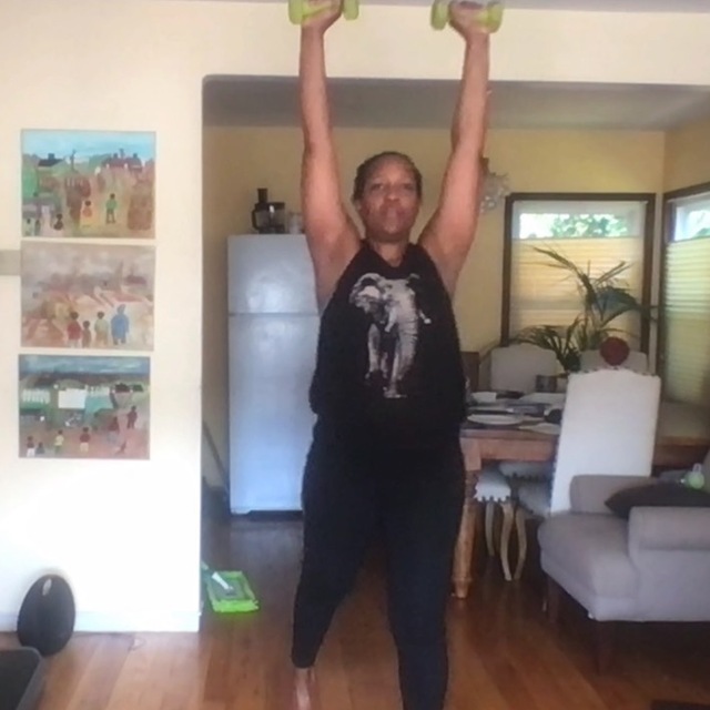 Lateral Lunge With Peacocks by Jataesha C. - Exercise How-to - Skimble