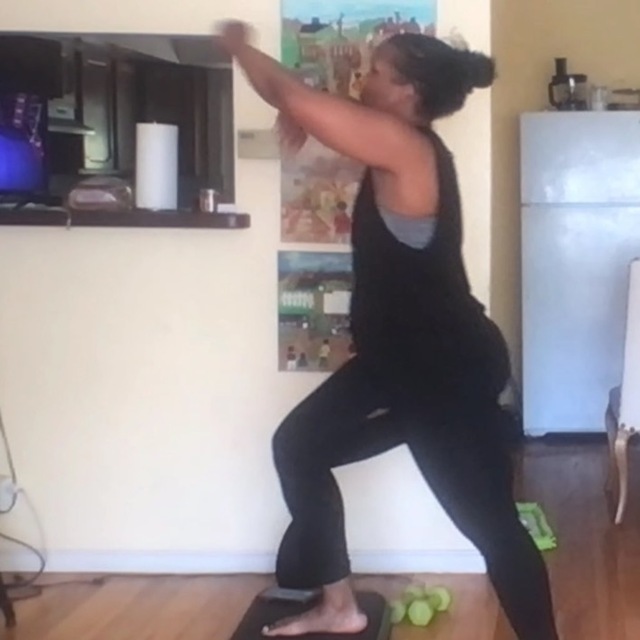 Leg Step Ups With Speed Bags by Jataesha C. - Exercise How-to - Skimble