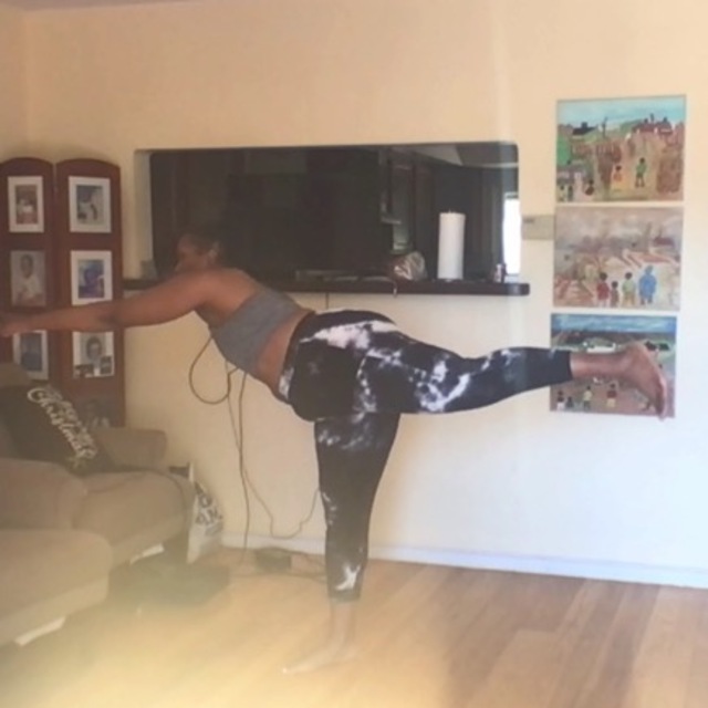 Two Step With Leg Raises by Jataesha C. - Exercise How-to - Skimble