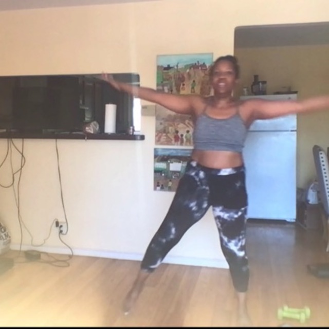 Two Step With Knee Lifts by Jataesha C. - Exercise How-to - Skimble