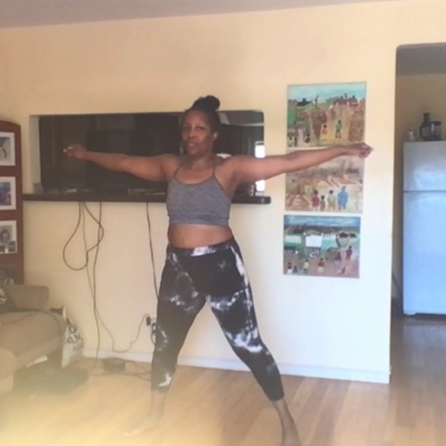 Two Step With Knee Lifts by Jataesha C. - Exercise How-to - Skimble