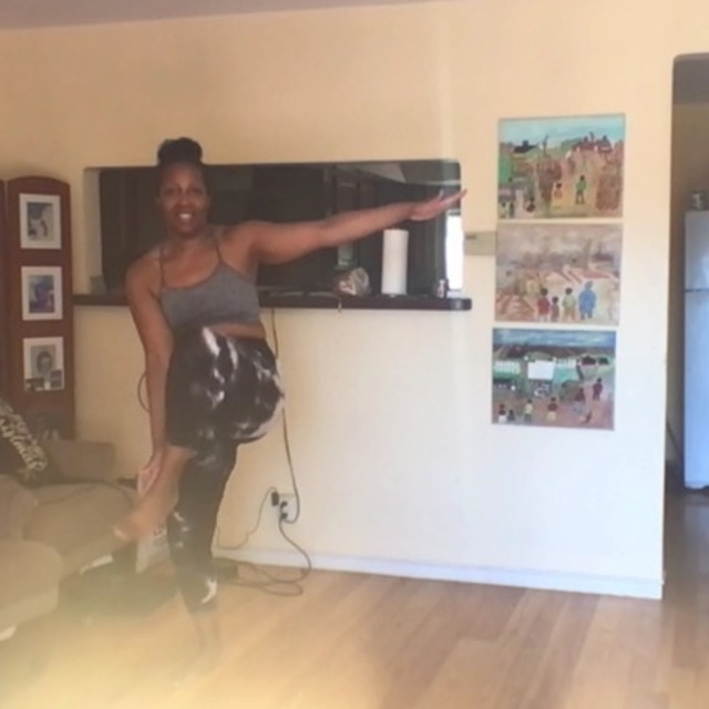 Two Step With Knee Lifts by Jataesha C. - Exercise How-to - Skimble