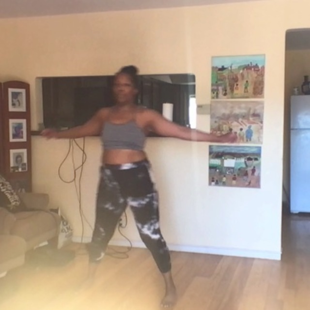 Two Step With Knee Lifts by Jataesha C. - Exercise How-to - Skimble