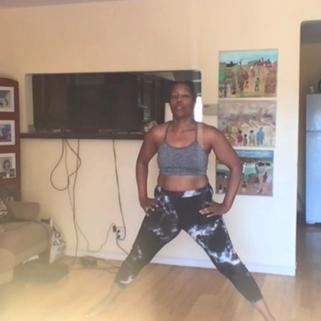 Counter Clockwise Side Lunges by Jataesha C. - Exercise How-to - Skimble