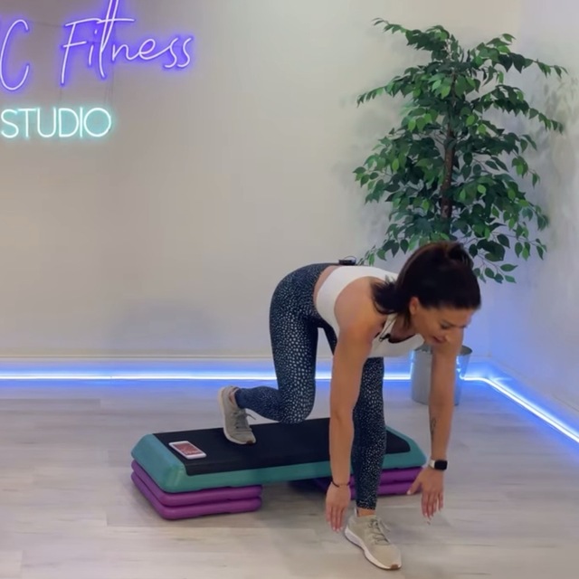 Hip hinges with right foot back on step by Ömer Köseoğlu - Exercise How ...