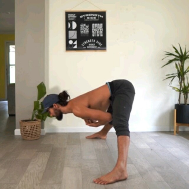 Standing Stradle Good Morning by Angel Ehrlich - Exercise How-to - Skimble