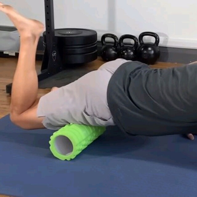 ASMR Quad by Allan B. - Exercise How-to - Skimble Workout Trainer