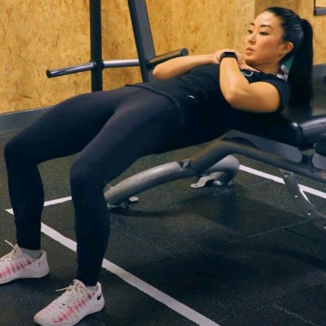 Hip Thurst by Allan B. - Exercise How-to - Skimble