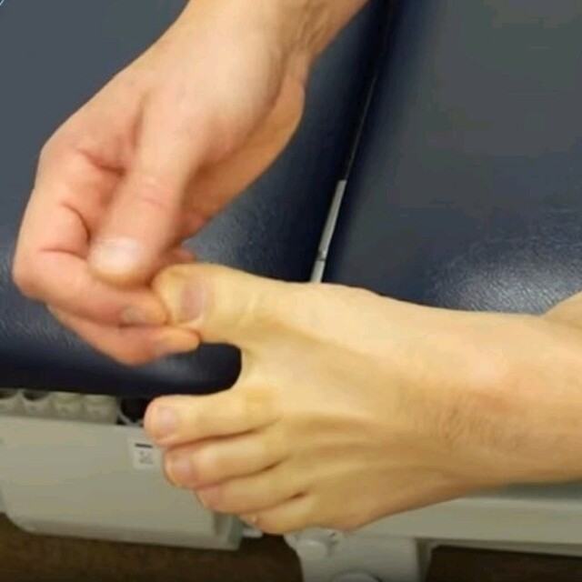 Toe Stretch (Right) by Allan B. - Exercise How-to - Skimble