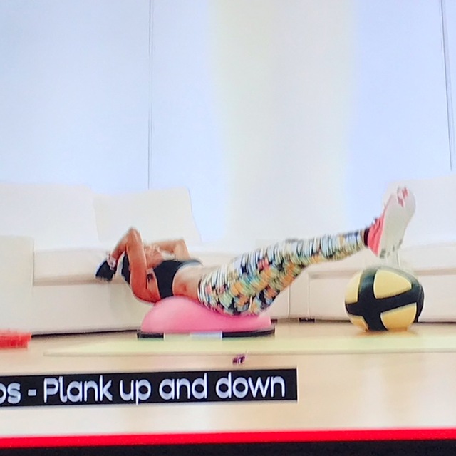 Body rock Hip Raise And Leg Drops by Melissa Leng - Exercise How-to ...