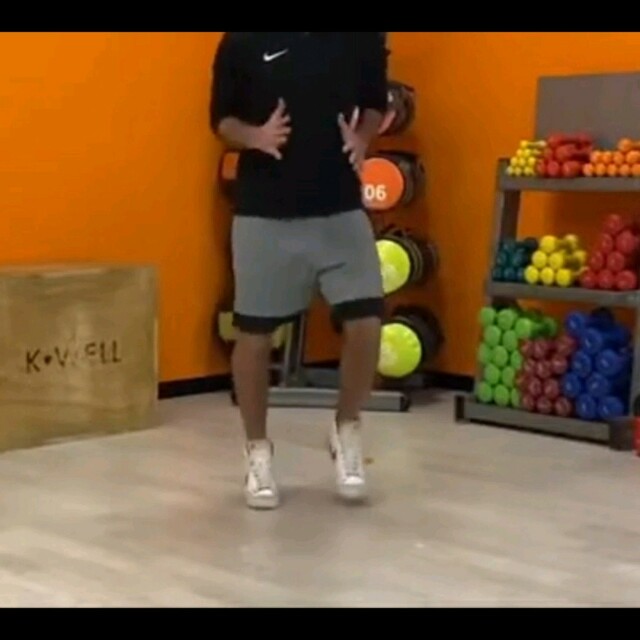 Low Skip by Timon Jona Martin - Exercise How-to - Skimble