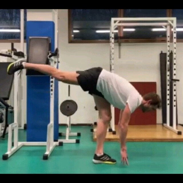 Deadlift one Leg by Timon Jona Martin - Exercise How-to - Skimble