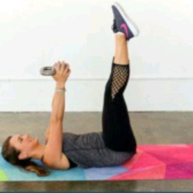 Seated L Toe Touches by Xexu Lara - Ejercicio Cómo hacerlo - Skimble