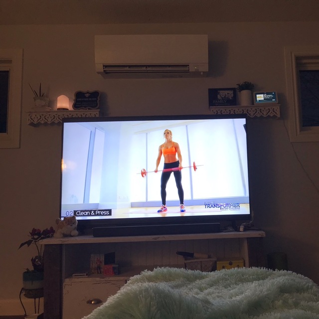 Clean Press Up Over Head by Melissa Leng - Exercise How-to - Skimble