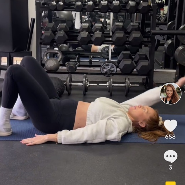 Laying Alternating Arm Swing by Miss M. - Exercise How-to - Skimble