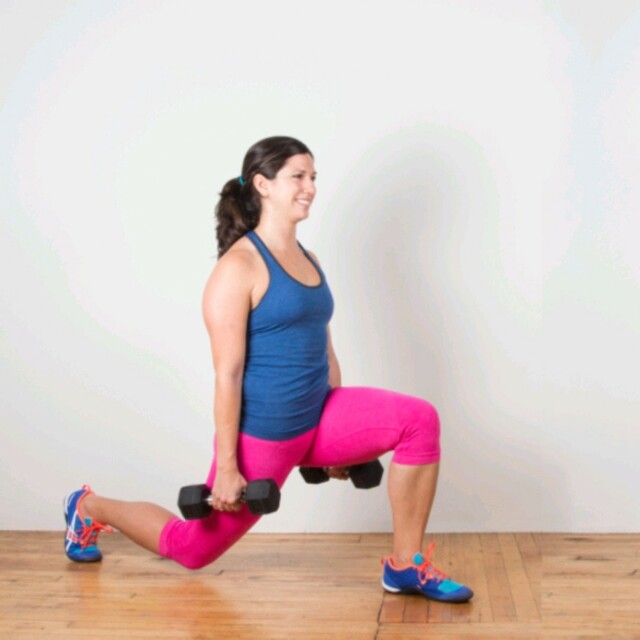 Reverse Dumbbell Lunges by 𝔻𝕖𝕤𝕖𝕣𝕥 𝔽𝕠𝕩🦊 🌟 - Exercise How-to - Skimble