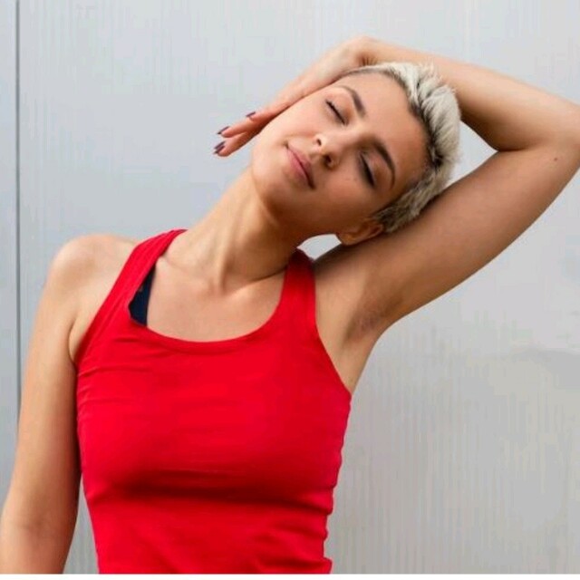 Head Tilt by Steve R. - Exercise How-to - Skimble Workout Trainer