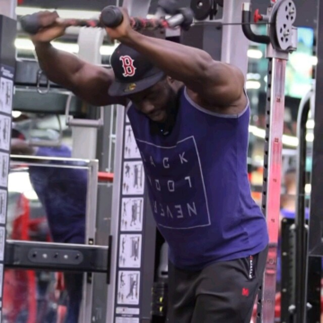 Over Head Tricep Rope Extension by Martel Berry - Exercise How-to - Skimble