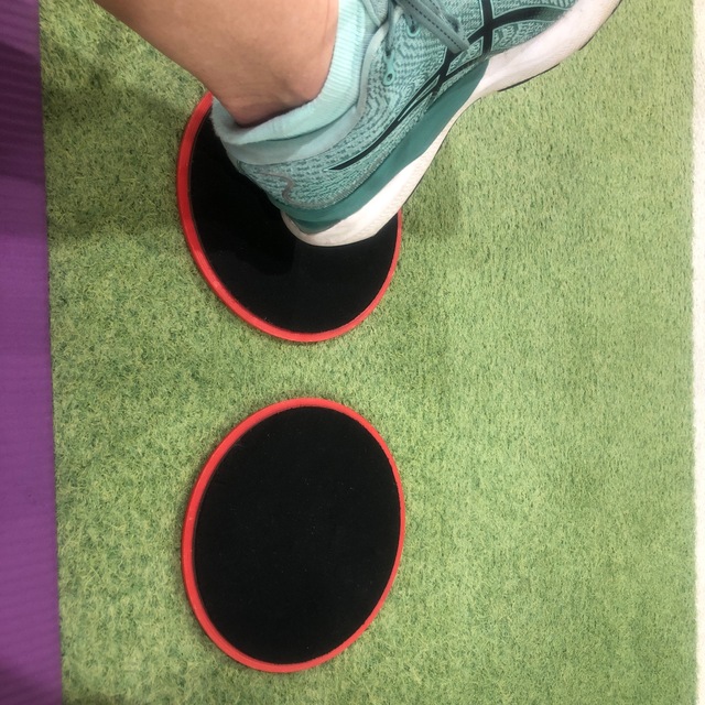 Heel Slides by Jo Douglas - Exercise How-to - Skimble