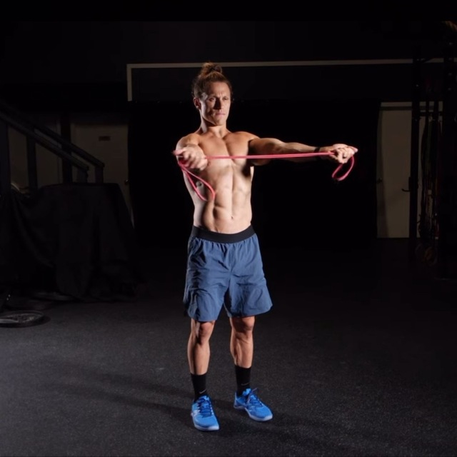 Band Pull Apart by Ömer Köseoğlu - Exercise How-to - Skimble