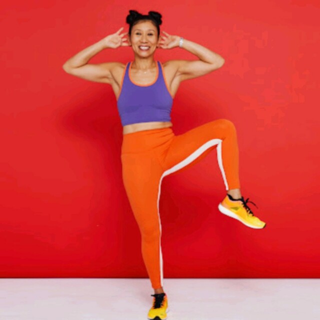 Sideways High Knees by Shelbey Dovi - Exercise How-to - Skimble