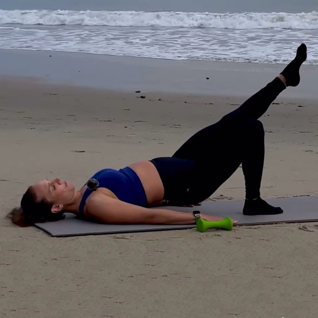 Bridge Pose Leg Abduction (L) by Ömer Köseoğlu - Exercise How-to - Skimble