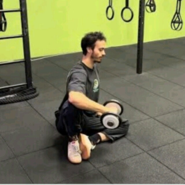 Seated External Rotation by Alex 🌊. - Exercise How-to - Skimble