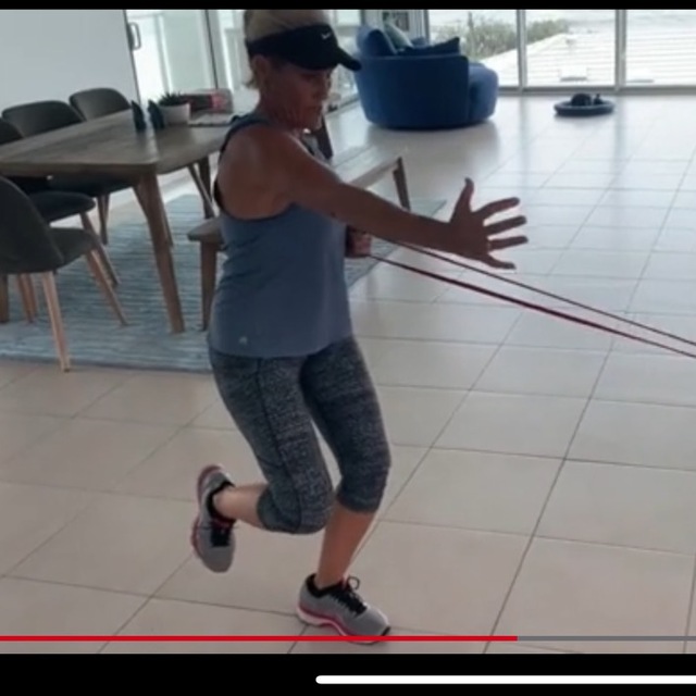 Single Leg Banded Row by Dave Oelkers - Exercise How-to - Skimble Single Leg Banded Row by Dave Oelkers - Exercise How-to - Skimble