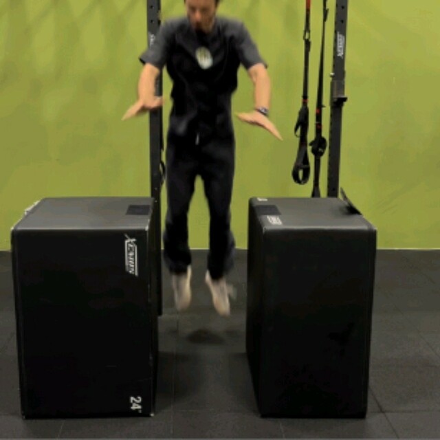 Dip Drops by Alex 🌊. - Exercise How-to - Skimble Workout Trainer