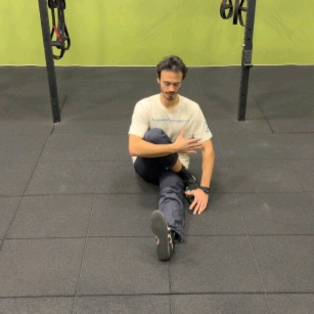 Half Fisherman Stretch by Alex 🌊. - Exercise How-to - Skimble