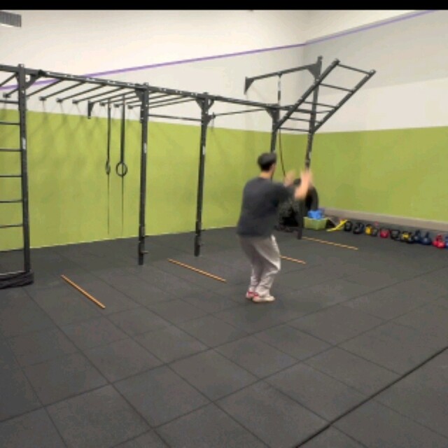 Broad To Tuck Jumps Rebound by Alex 🌊. - Exercise How-to - Skimble