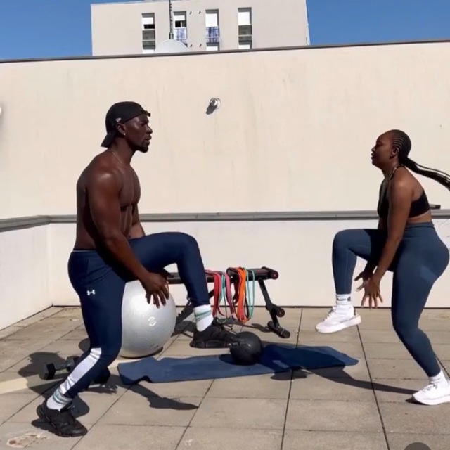 Single Leg Jumping Jacks por Deanna B. - Ejercicio Cómo hacerlo - Skimble