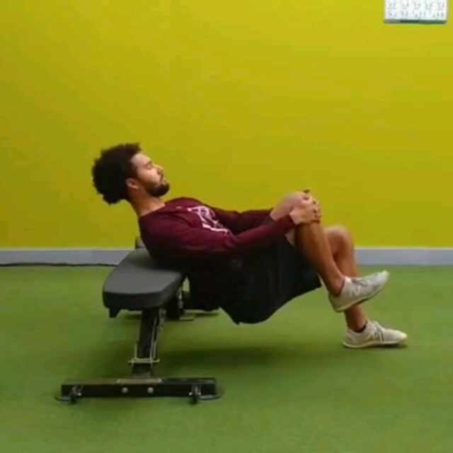 Knee hug sl hip thrust by Francisco Perez - Ejercicio Cómo hacerlo ...