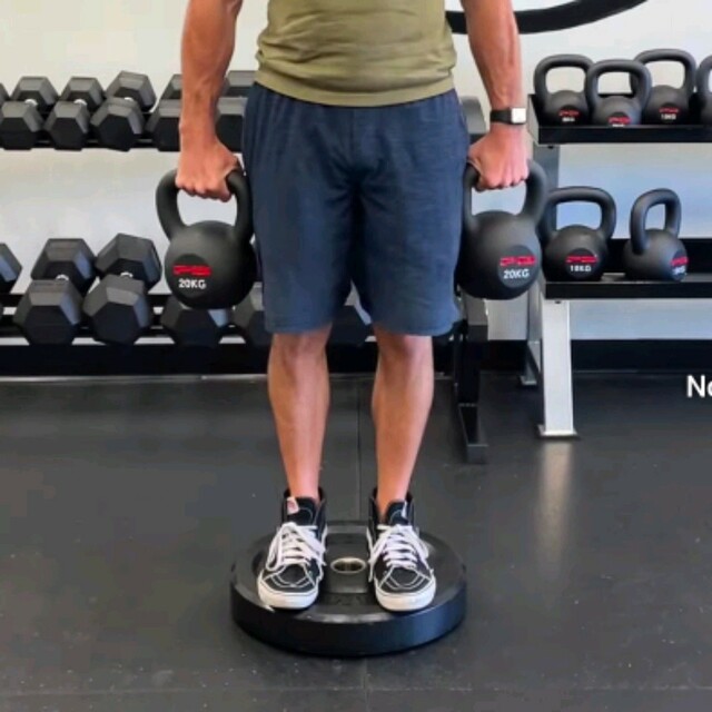 Deficit snatch Grip Kb Deadlift by Xexu Lara - Ejercicio Cómo hacerlo ...