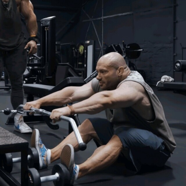 Cable Flexion Row by Kendall Moore - Exercise How-to - Skimble