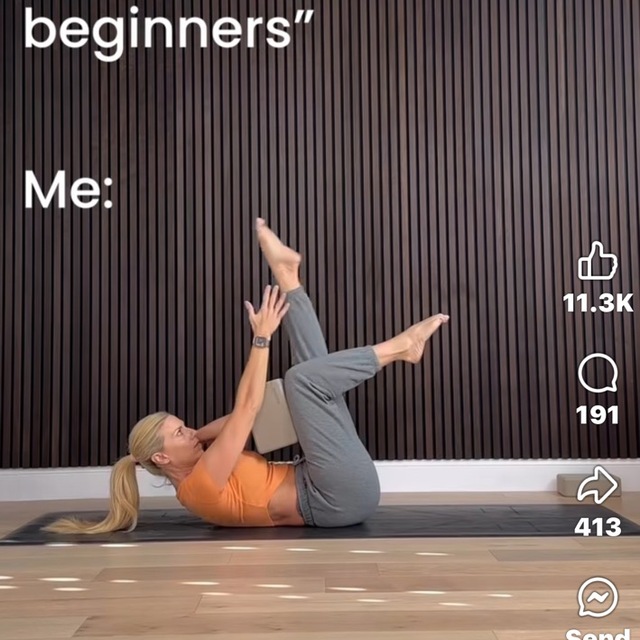 Yoga Blocks Opposite Elbow And Knee Holds by Melissa L. - Exercise How-to - Skimble