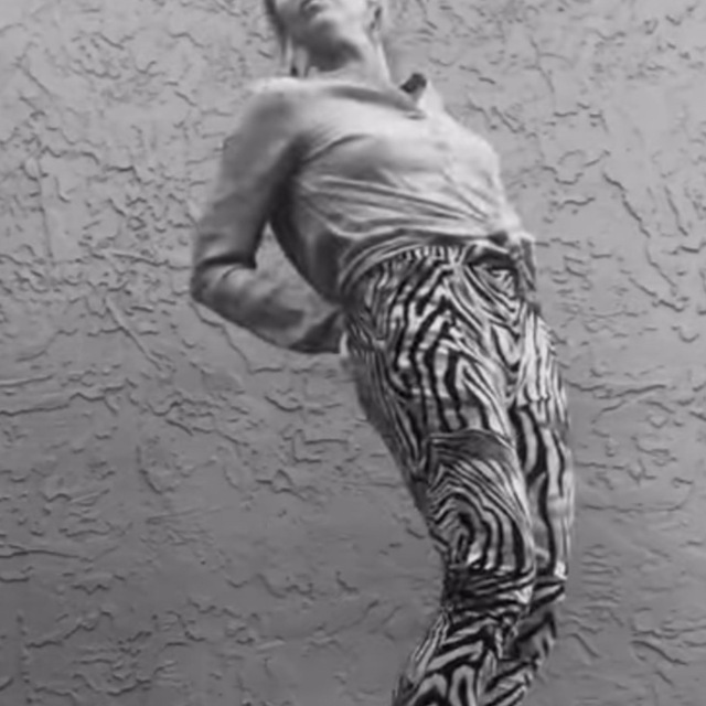 TRE 5: Standing Spinal Twist by Vera Maxakova - Exercise How-to - Skimble