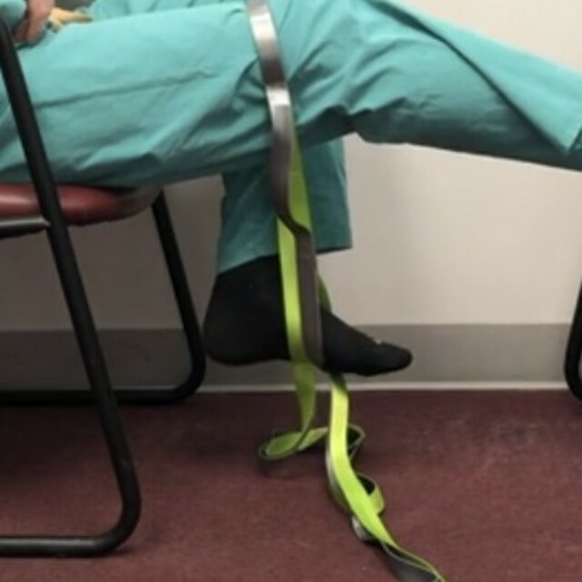 Knee Extension by Allan B. - Exercise How-to - Skimble