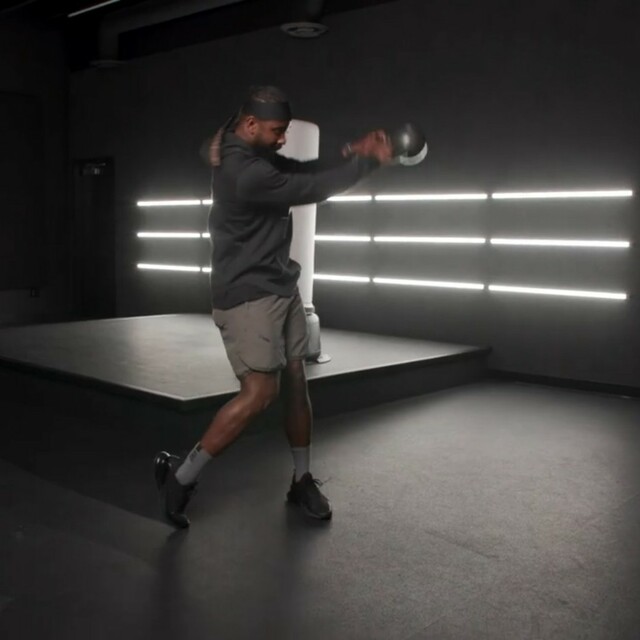 Rotational Swing by Xexu Lara - Ejercicio Cómo hacerlo - Skimble