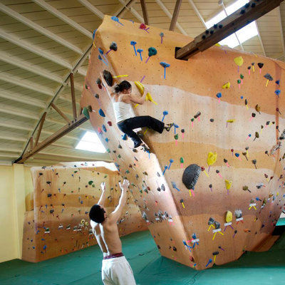 Intro Bouldering 4x4 - Free Beginner Workout - Skimble