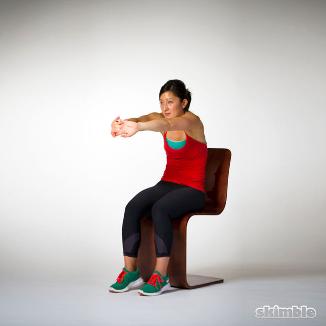 Overhead Stretches - Exercise How-to - Skimble Workout Trainer