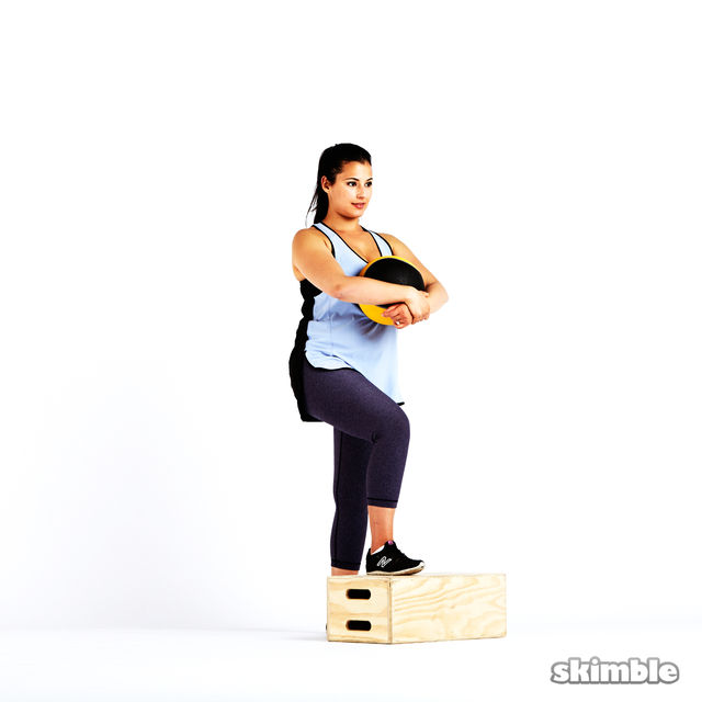 Right Step Ups - Exercise How-to - Skimble Workout Trainer