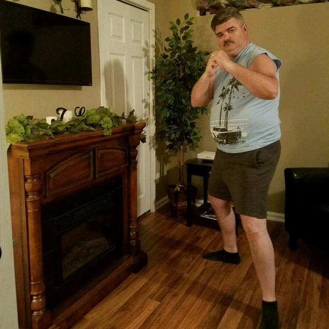 Block/Hook/Knee Left by James W. - Exercise How-to - Skimble