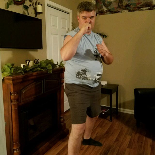 Block/Hook/Knee Right 通过 James W. - 锻炼方法 - Skimble