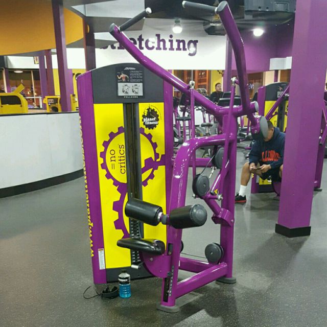Pulldown by Andrew Parra - Exercise How-to - Skimble