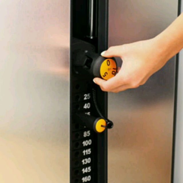 Adjust Machine by Andrew Parra - Exercise How-to - Skimble